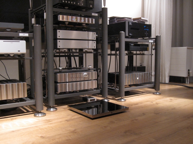 Devialet Expert 120 and 200 | HFA - The Independent Source for Audio ...