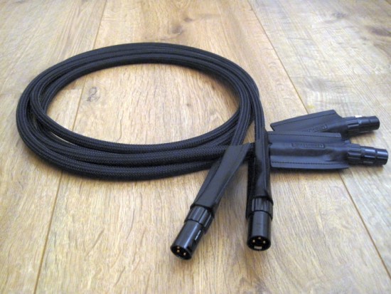 LessLoss Anchorwave XLR interlink and DFPC Signature Powercable | HFA ...