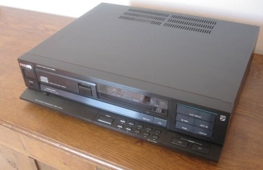 Classic Philips and Marantz CD Player Comparison – part 1 | HFA - The ...