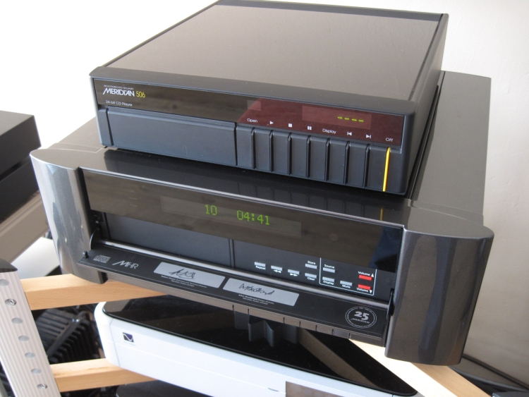 Meridian 808.3 Signature Reference CD player | HFA - The Independent ...