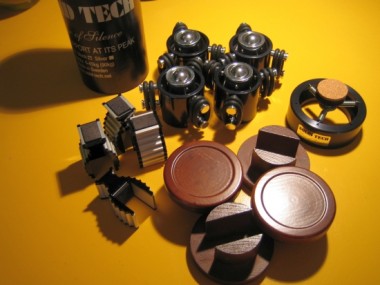 Finite Elemente Spider and Solid Tech Rack of Silence | HFA - The ...