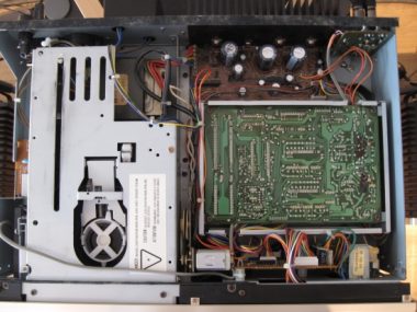 Inside Pics of classic Philips and Marantz CD players | HFA - The ...