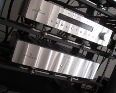 Jeff Rowland Corus preamplifier + PSU (Power Storage Unit) | HFA - The ...