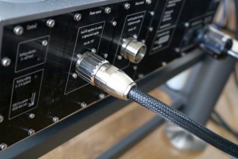 CH Precision X1 Power Supply | HFA - The Independent Source for Audio ...