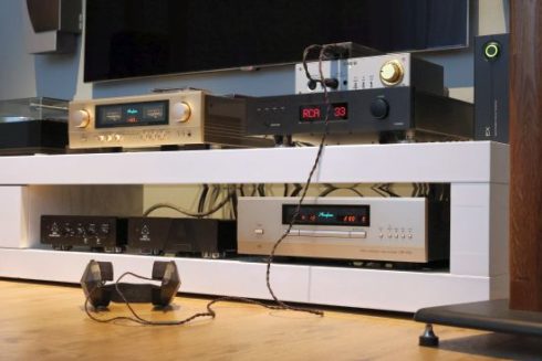 SAEQ Hyperion Ge and RAAL Requisite CA-1a | HFA - The Independent Source for Audio Equipment ...