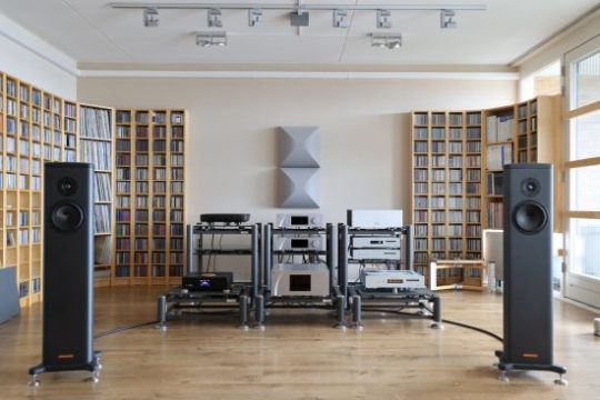 Jorma Audio Unity Interlink, Power Cable, and Speaker Cable | HFA - The ...