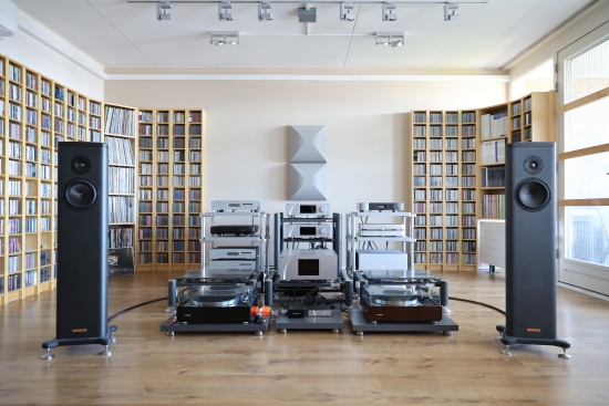 Associated Equipment | HFA - The Independent Source for Audio Equipment ...